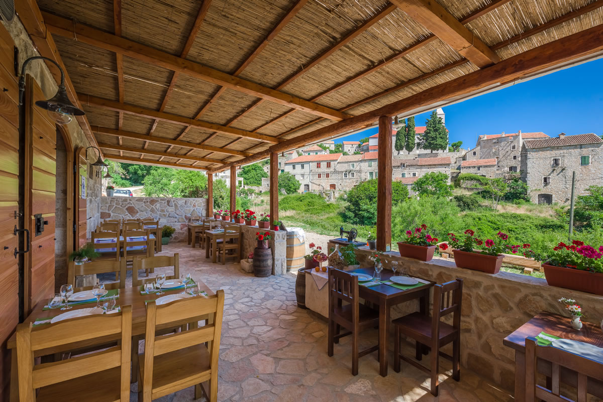 Cooking Class Velo Grablje - Hvar Tours